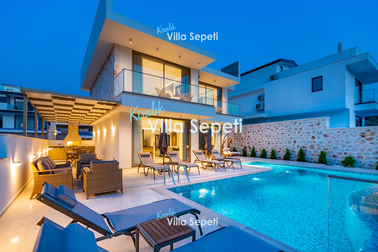 Villa İcon Modern Dizayn Edilmiş Kiralık Villa - Kiralık Villa Sepeti®